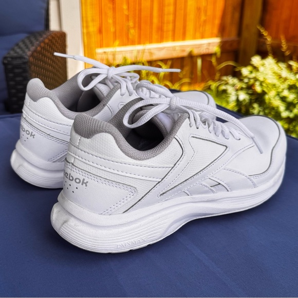 Reebok | Shoes | Reebok Classic White Sneakers Unisex | Poshmark